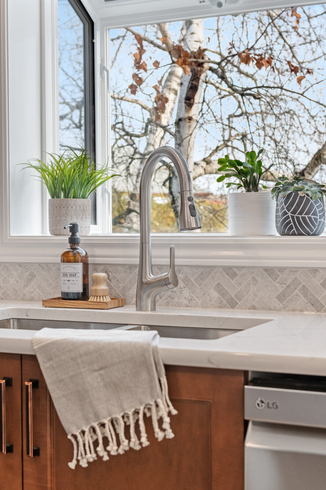 Classic Appeal Kitchen Design Project Essence Designs, Ottawa